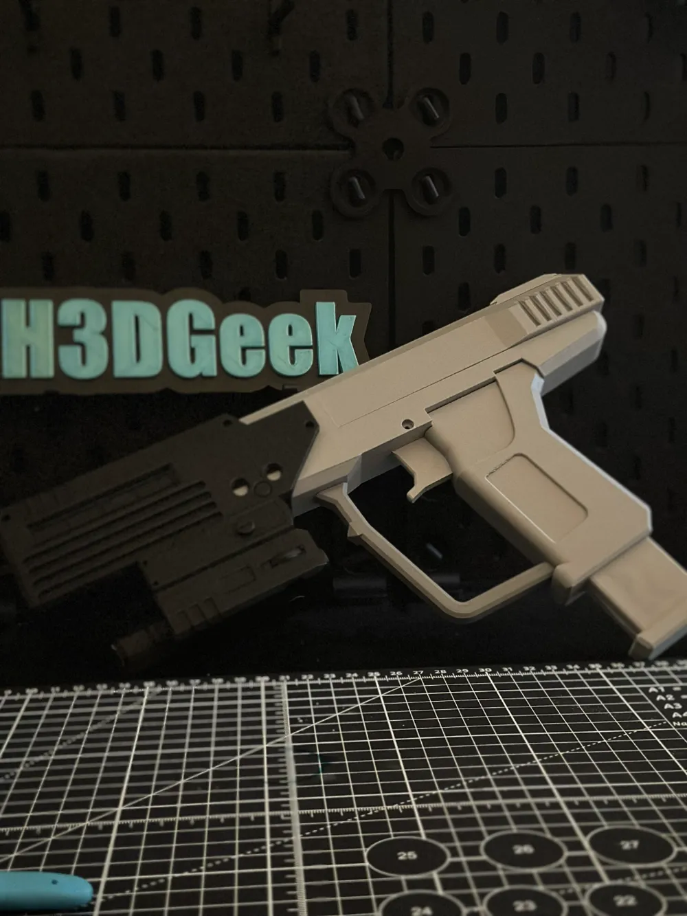 Halo 3 ODST M6C Magnum With Flashlight Remixed by TAH3DGeek - MakerWorld