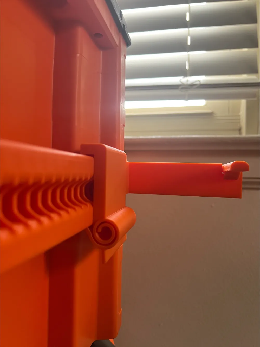 Print-in-Place Klein Modbox Rail Paper Towel Hold - Free 3D Print Model ...