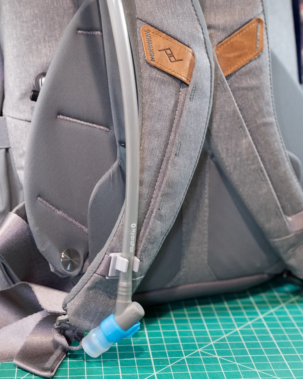 HydraPak Clip for Peak Design Everyday Backpack by Jonathan - MakerWorld