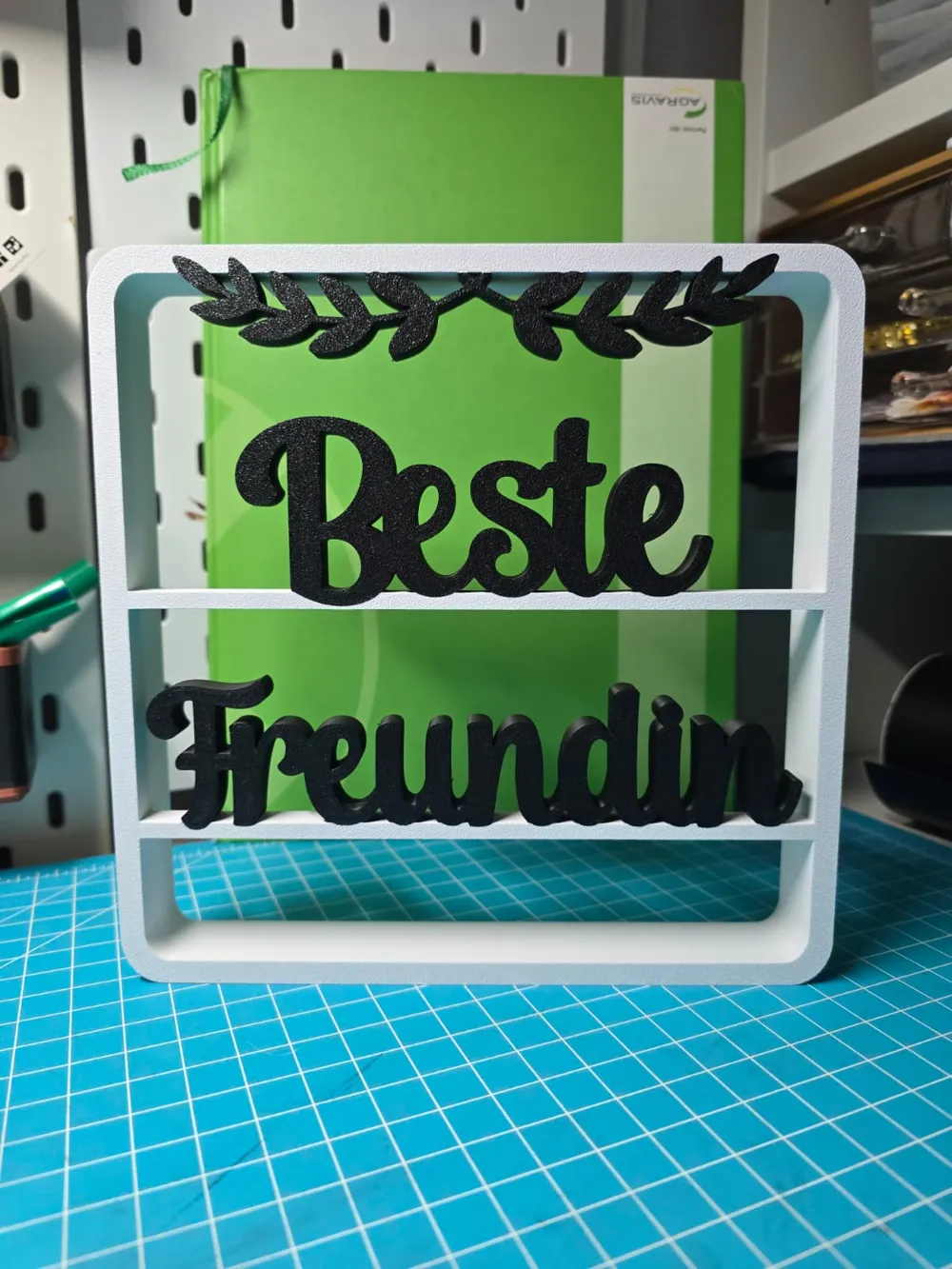 Best Friend – Decorative Frame with LED Option - Free 3D Print Model ...
