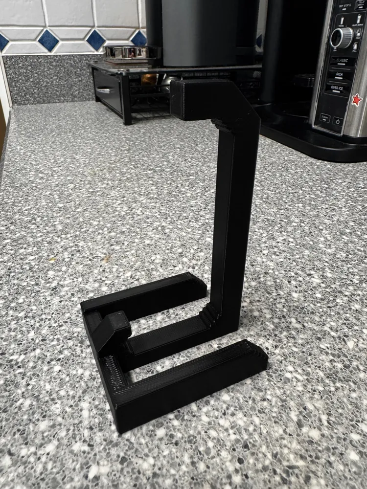 Disc Golf - Ace Display Stand - Free 3D Print Model - MakerWorld