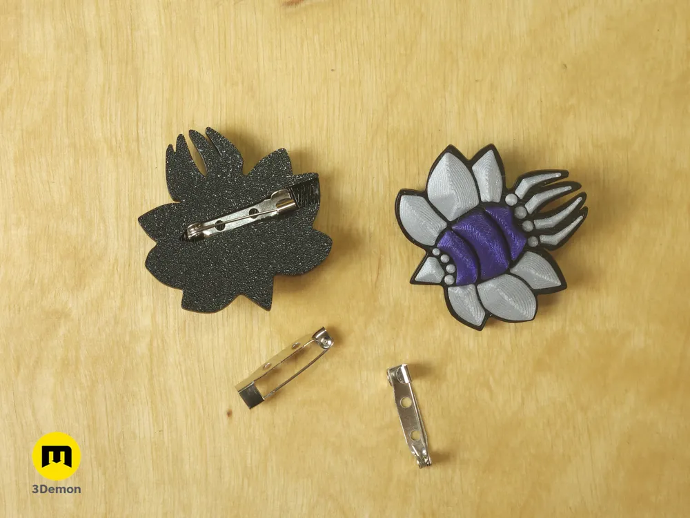 Hollow Knight Hallownest Seal Brooch - Free 3D Print Model - MakerWorld
