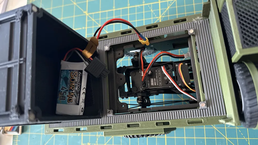 Armadillo truck TRX4M - Magnetic rear box cover - Free 3D Print Model ...