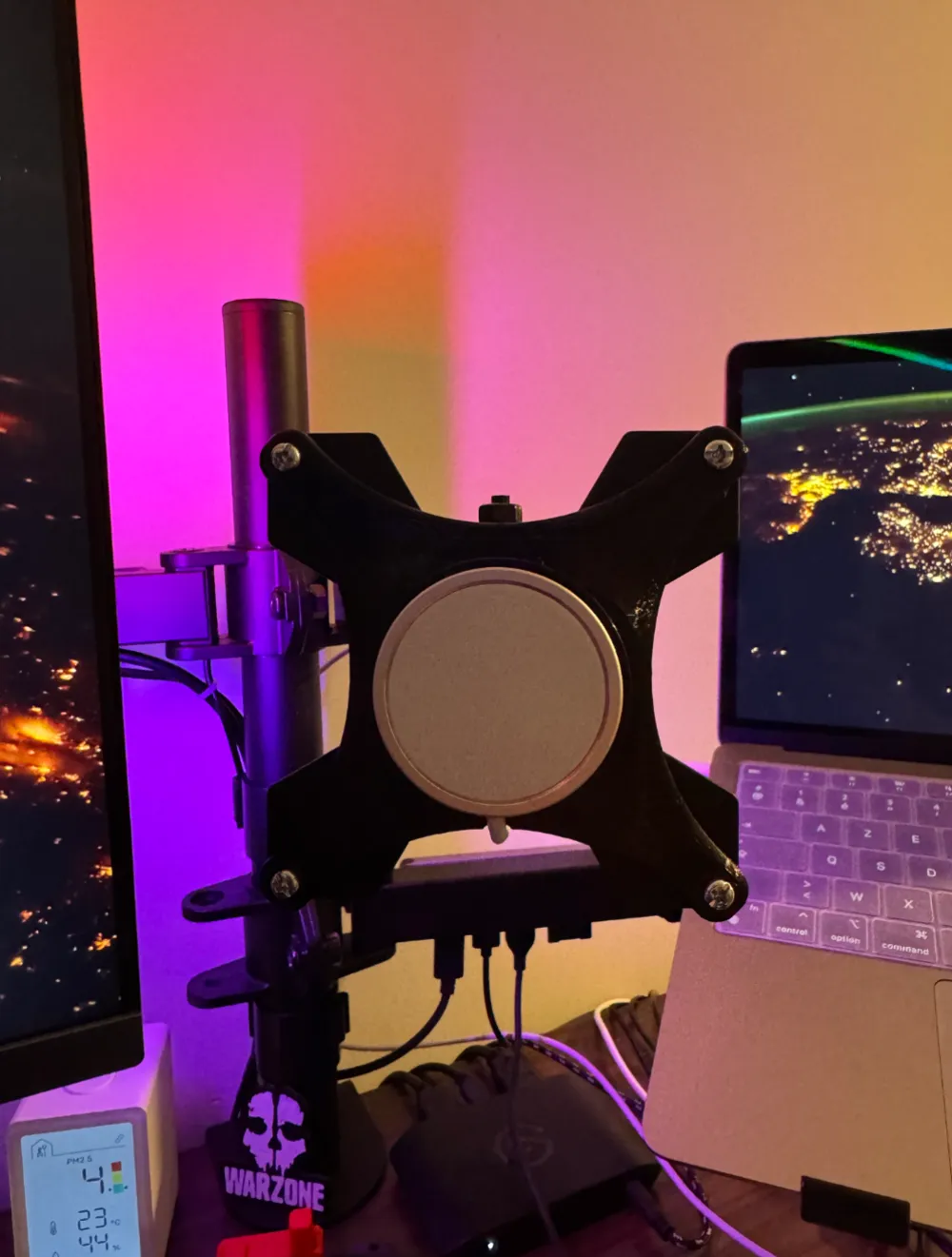 MagSafe VESA Mount 100x100 V2 (By KD3D Labs) by KD3D Labs - MakerWorld