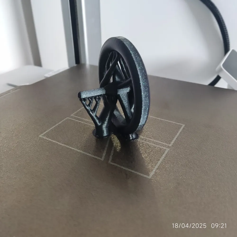 GyroTwist: Forever-Spinner (Spinning Top) by stevosteveMakerWorld ...