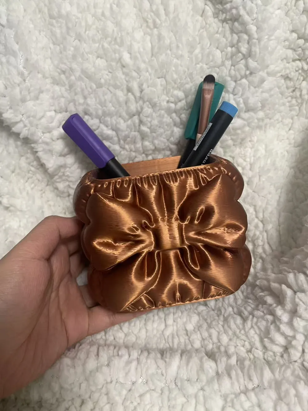 Sweet Bow Silk Case - Free 3D Print Model - MakerWorld