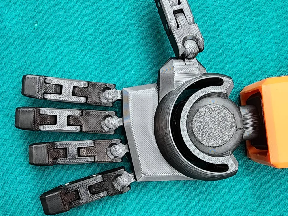 Dummy 13 Poseable Hands for Larger Models Remixed by depep1 MakerWorld ...