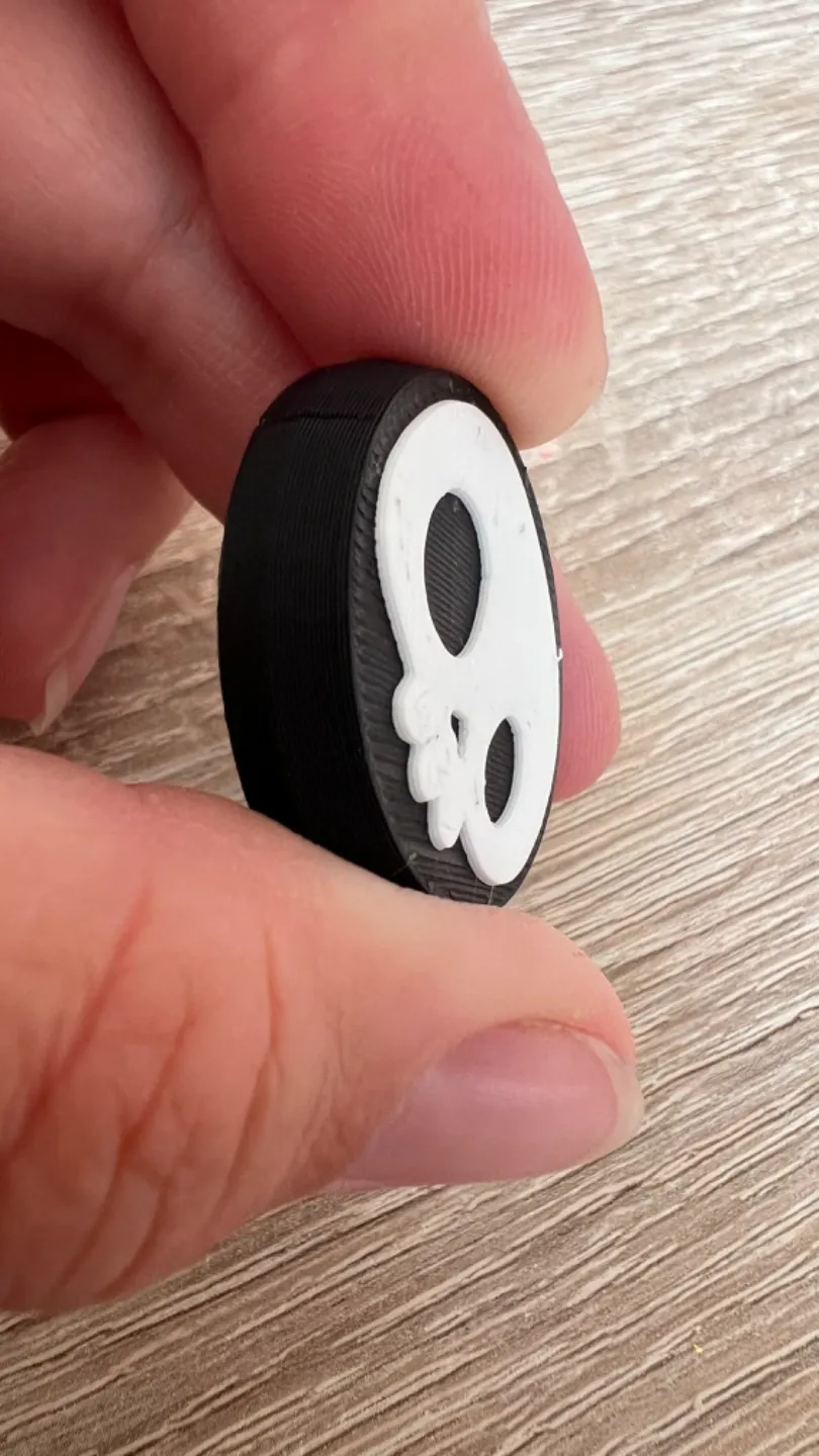 Cute skull clicker by Amalthea MakerWorld: Download Free 3D Models