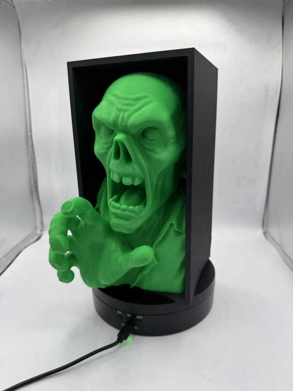 Creepy Spooky Zombie Book Nook by WispHollow MakerWorld: Download Free ...