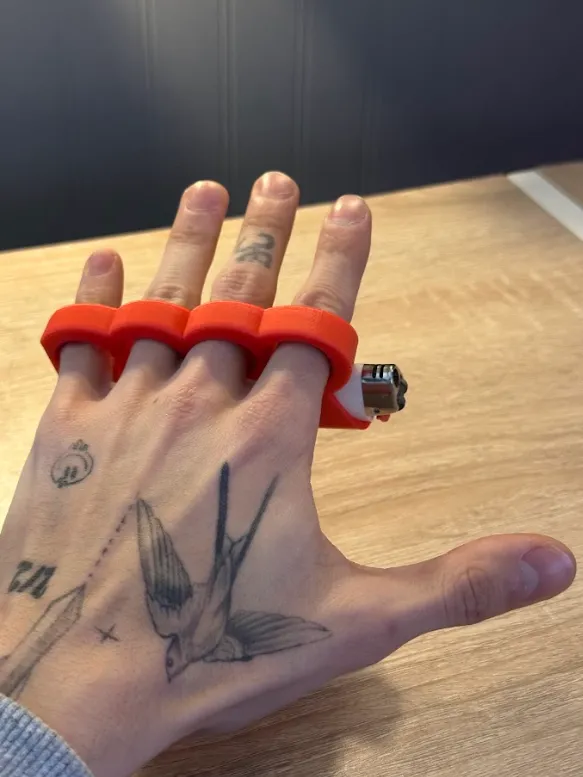 Brass Knuckle Lighter Sleeve by GokyoPlay - MakerWorld