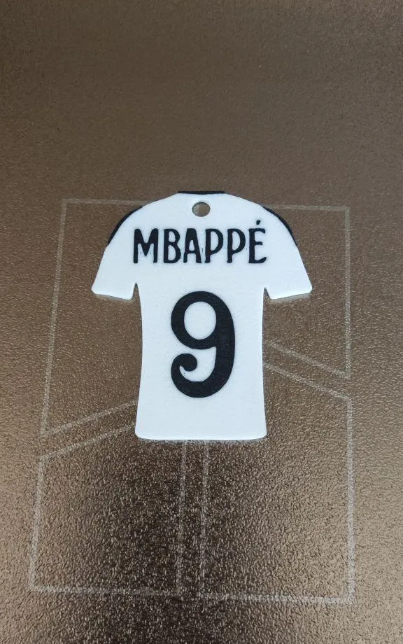 Mbappe Real Madrid Key chain by xgecko1985 MakerWorld: Download Free 3D ...