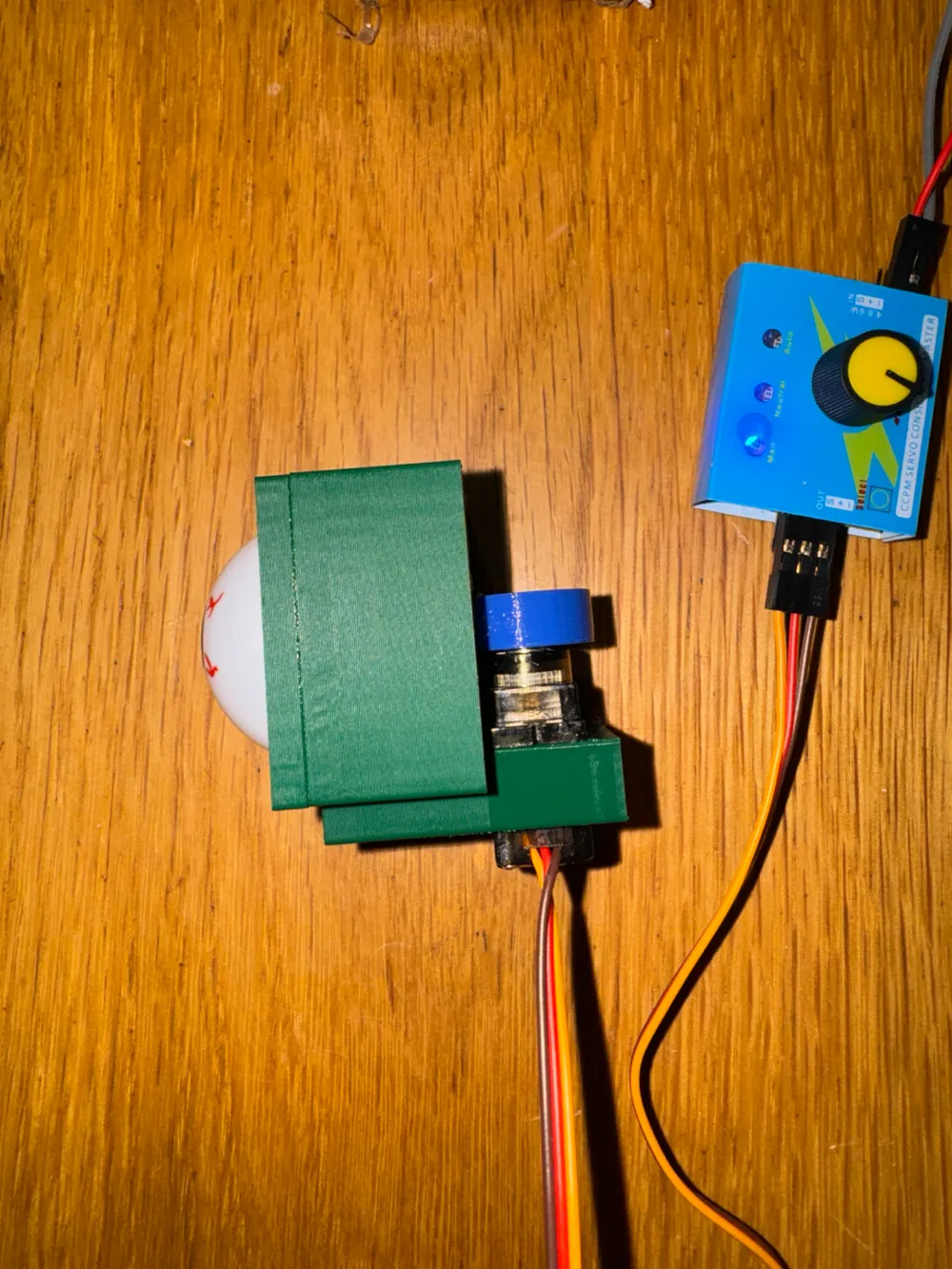 Movable Eye by Sascha MakerWorld: Download Free 3D Models