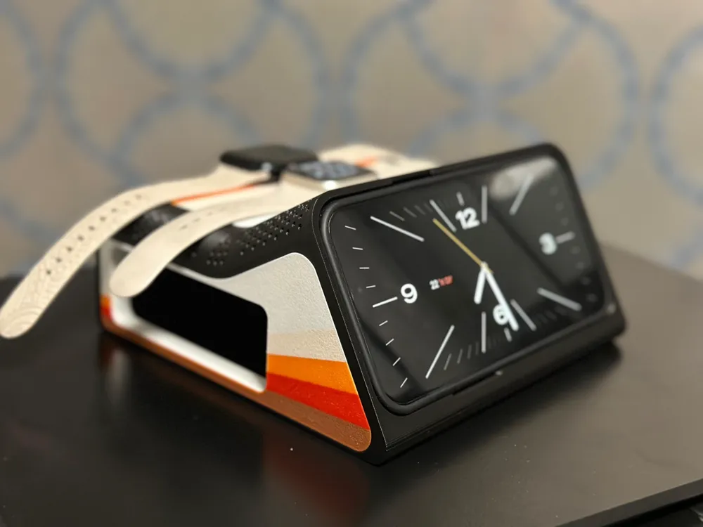 BLV iPhone Standby Mode Dock - 2 X phone | watch Remixed by benlevi ...