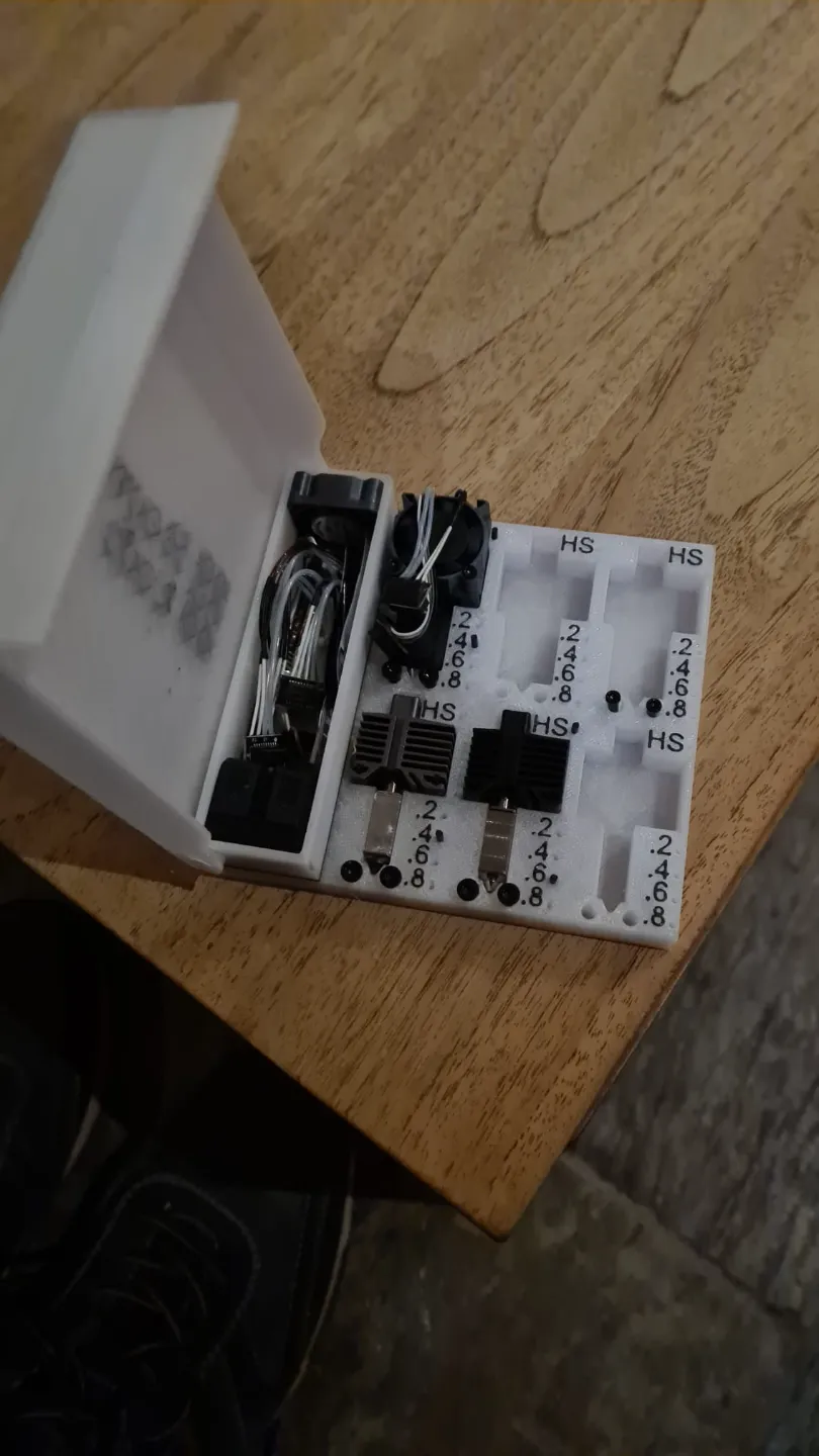 Bambu Lab Nozzle holder with indicators by barrie - MakerWorld