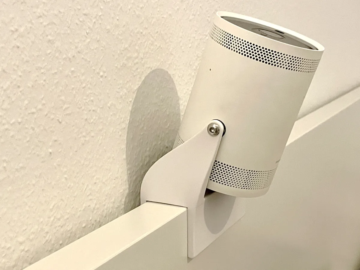 Samsung Freestyle bed mount - Free 3D Print Model - MakerWorld