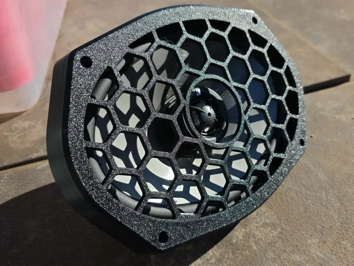 Kicker PS 6x9 Vault v100 Grill and Spacer - Free 3D Print Model ...