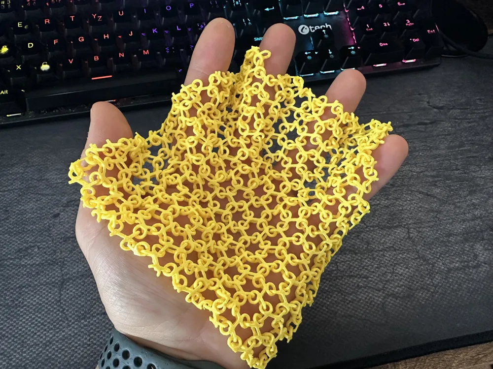 Chainmail Fabric - Free 3D Print Model - MakerWorld
