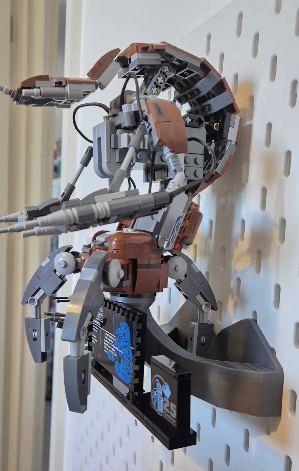 Leg0 Droideka Ikea Skadis/Wall Display Mount 75381 by PhilMakerWorld ...