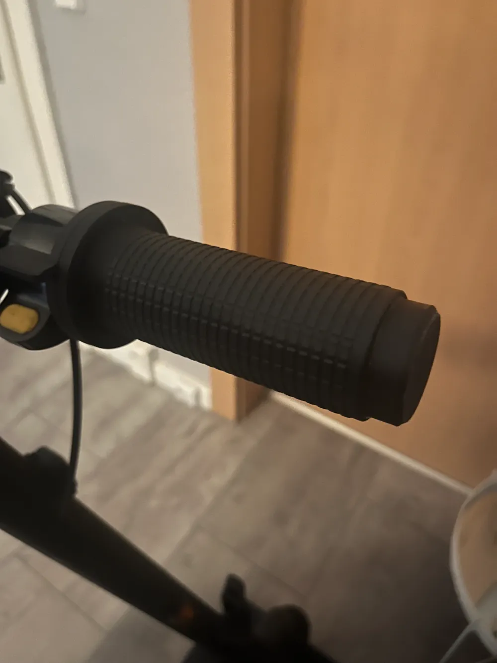 Ninebot Endstück G30d Hand throttle Remixed by seroh MakerWorld ...