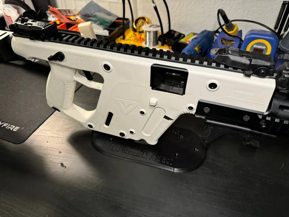 Kriss Vector Glock 弹匣展示架 (9mm) 来自 32bitsofGil - MakerWorld
