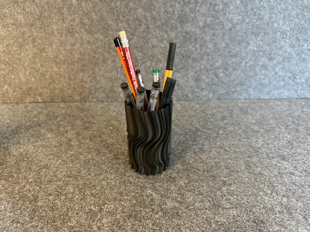 Modern Pen Holder by The Spirit - MakerWorld