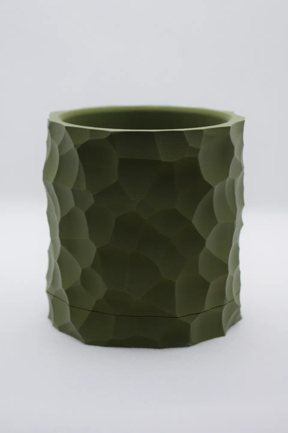 VORONOI Planter with hidden drip tray by DEI studio - MakerWorld