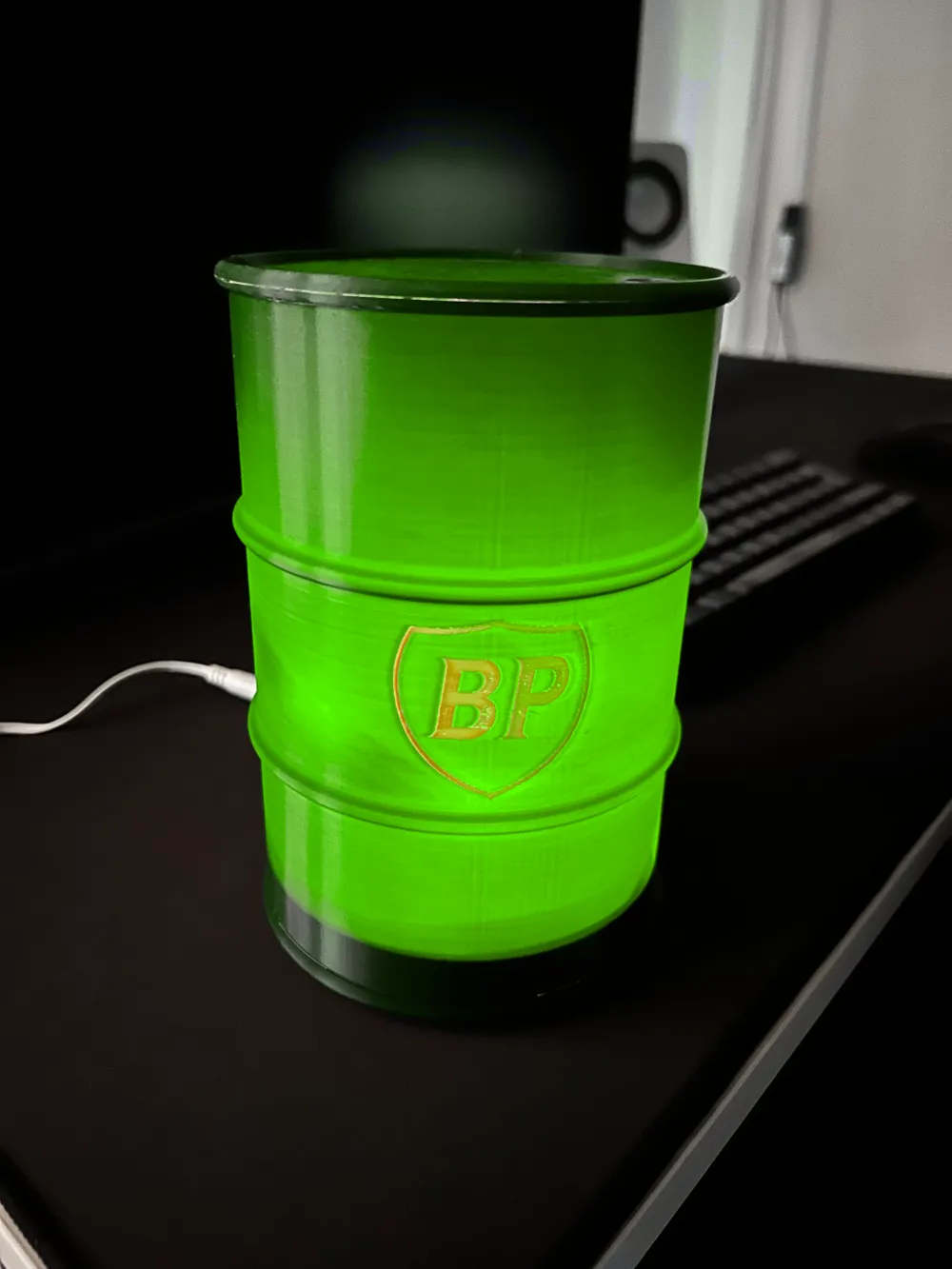 BP Oil Drum/Barrel Lightbox by CloseEnoughMachineShop - MakerWorld