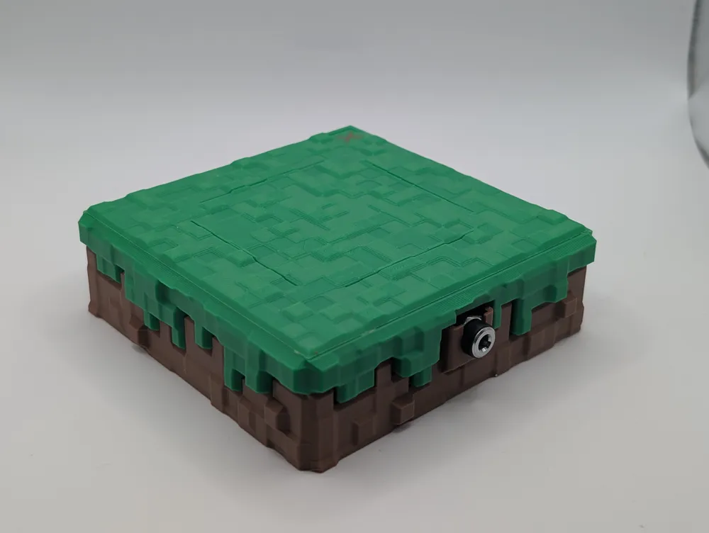 Minecraft Levitating Ore Block w/ Grass Block Base Remixed by rbd3453 ...