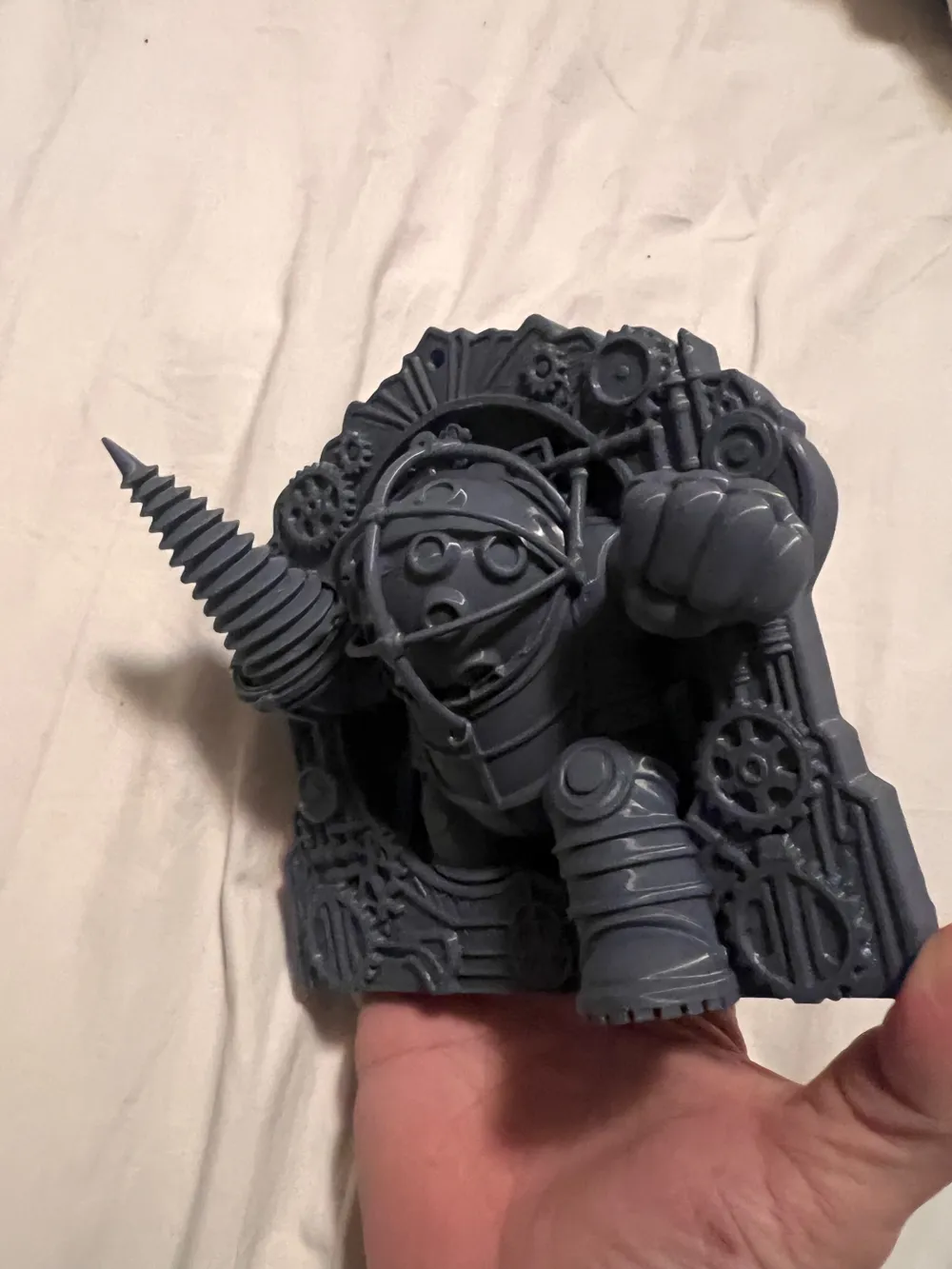 Pixel Trophy – Big Daddy (BioShock) – Kostenloses 3D-Druckmodell ...