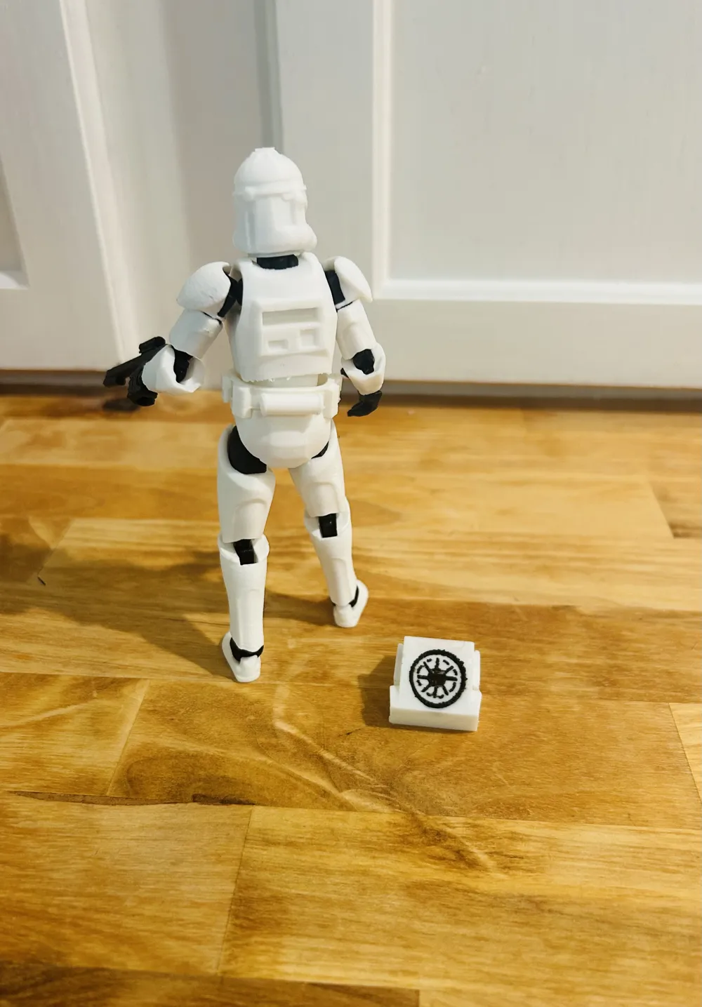 Clone trooper Backpack Dummy 13 Remixed by Ben MakerWorld: Download ...