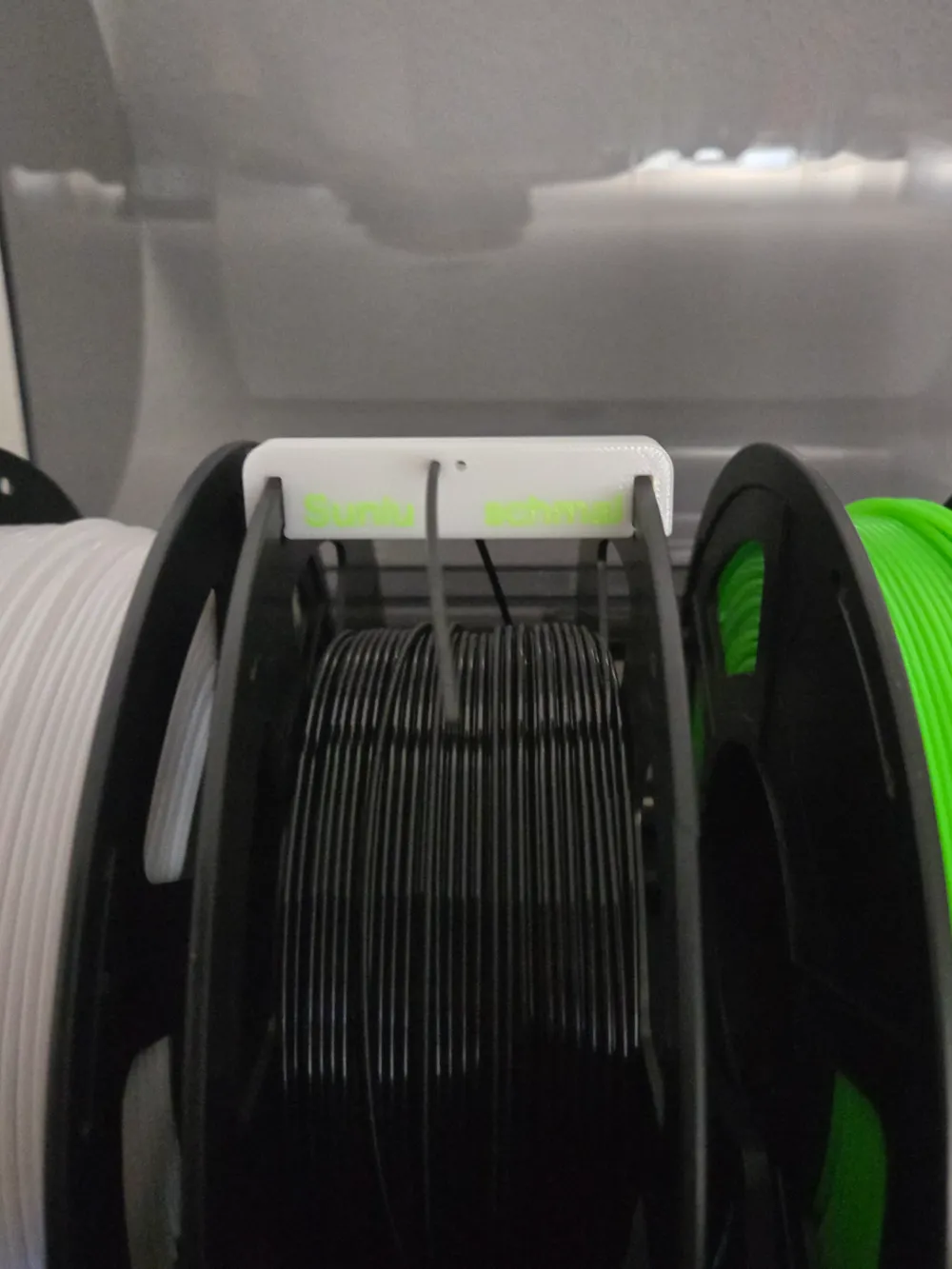 Filament Clip for Narrow Sunlu Spools by BerndHa - MakerWorld
