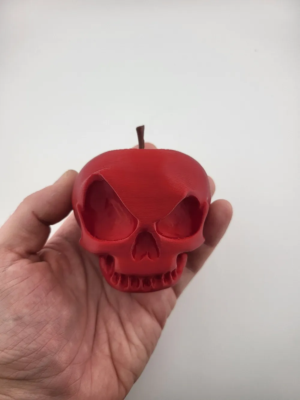 Poison apple skull snow white v1 by Mad power MakerWorld: Download Free ...