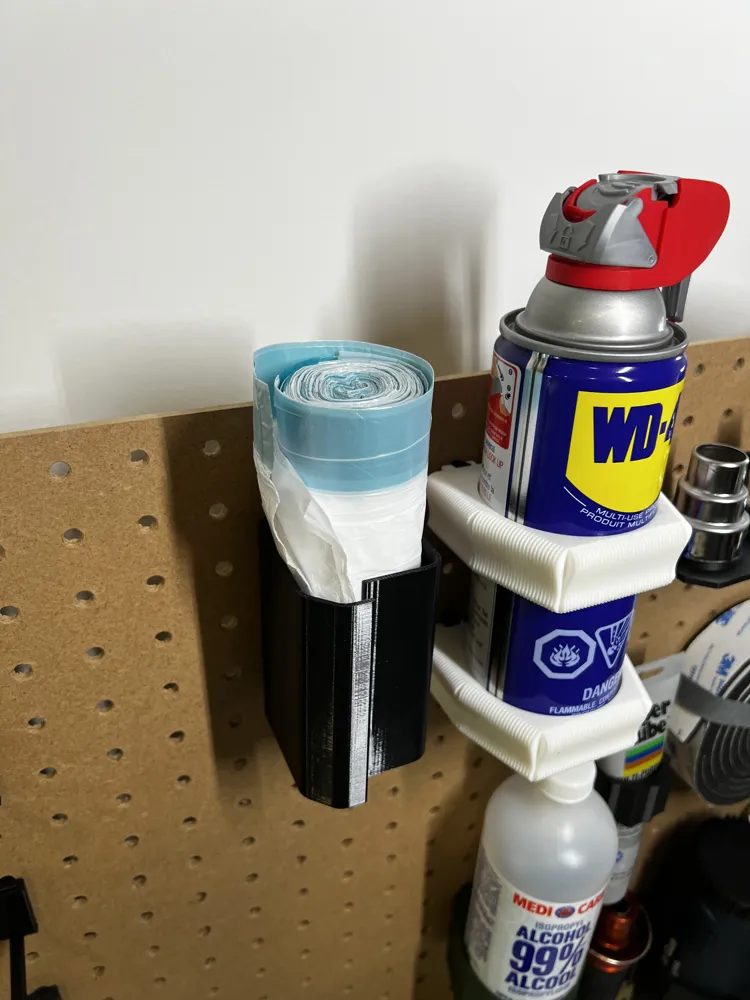 Garbage bag storage box on 1 inch pegboard - Free 3D Print Model ...
