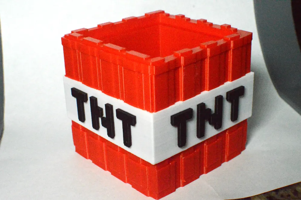 Minecraft TNT Box by Striderman1 - MakerWorld