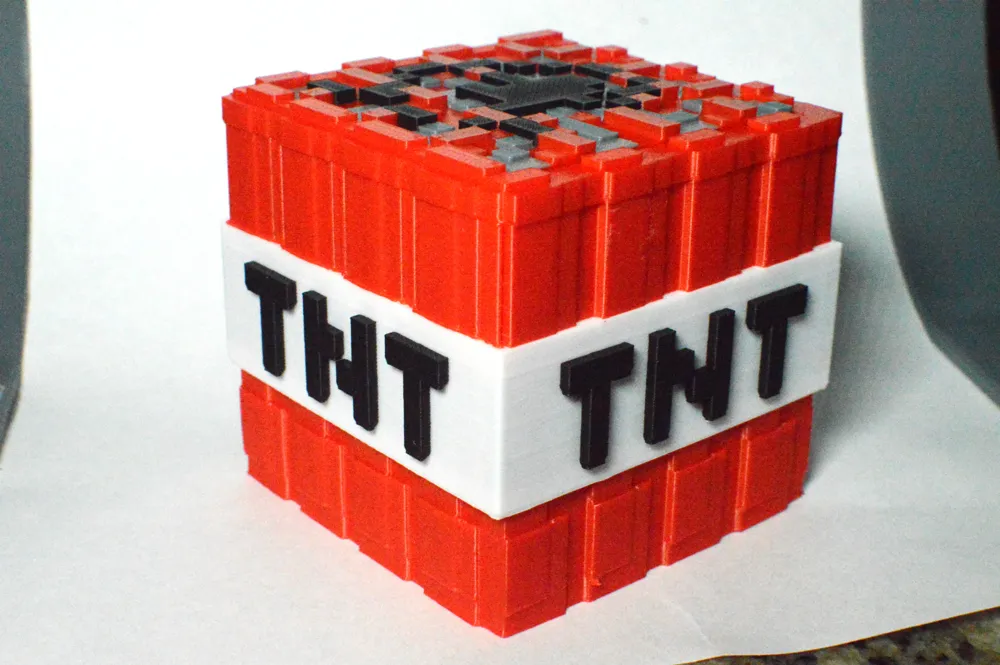 Minecraft TNT Box by Striderman1 - MakerWorld