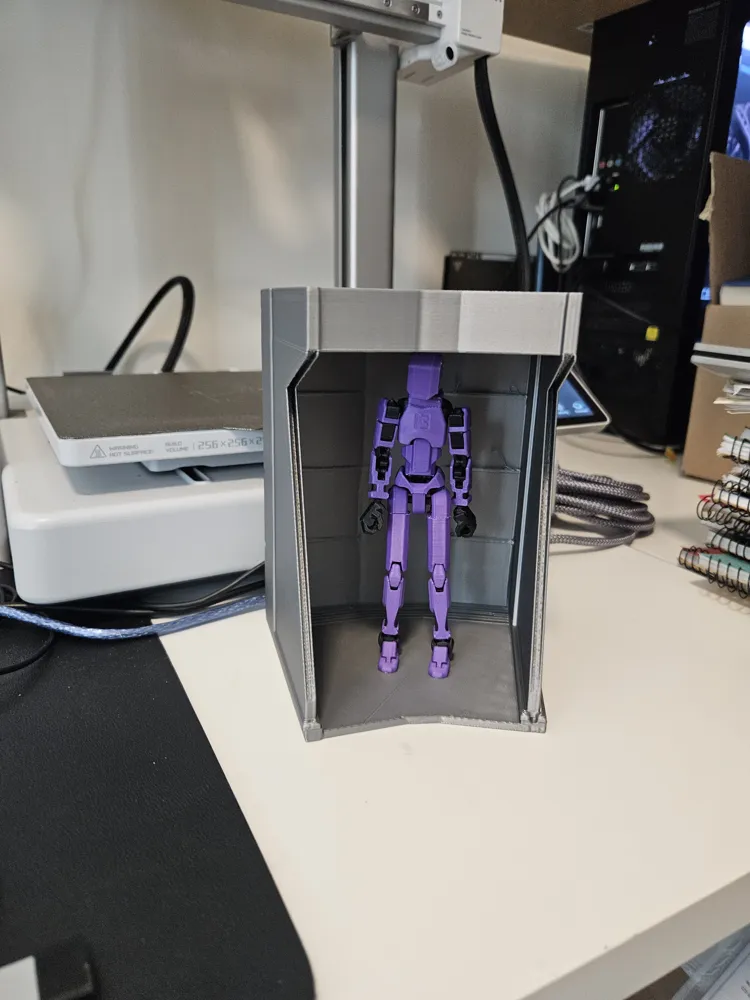 Carcasa de Armadura de Iron Man para Rincón de Libro – Nomad Sculpt ...