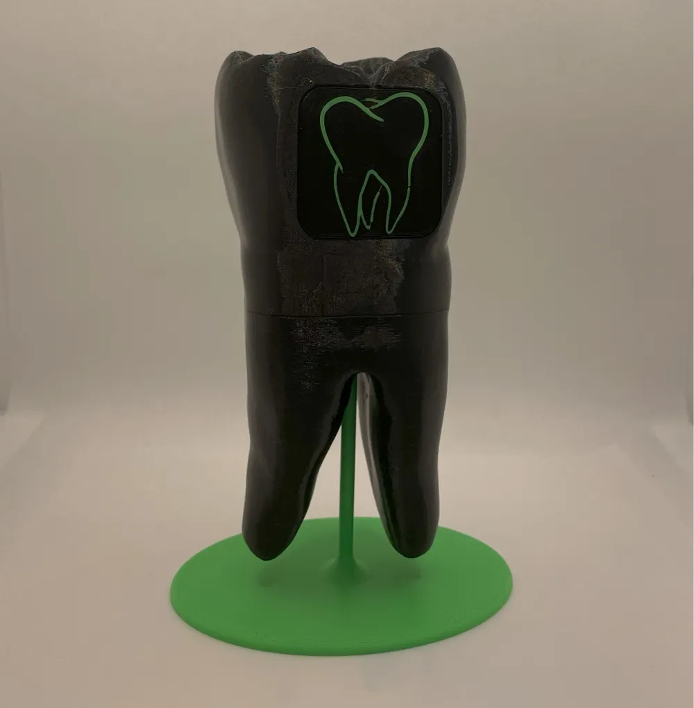 Tooth sculpture with logo / pokal by Van.Illa - MakerWorld