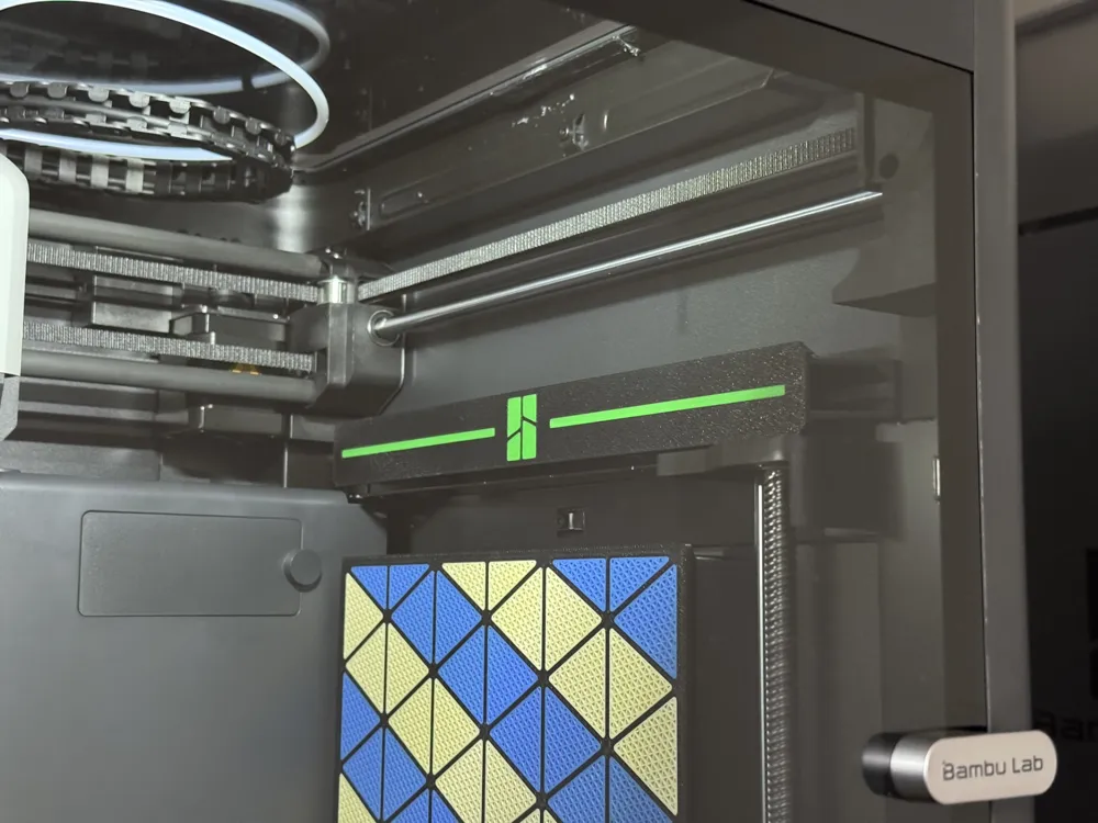 P1S/X1C Rattle Remover Part 2 (Right Top) by KYZ Design - MakerWorld