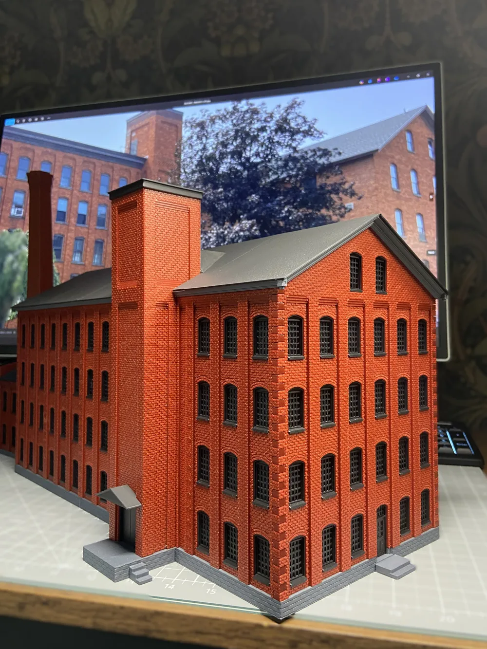 Norwich Silk Mill, HO Scale - Free 3D Print Model - MakerWorld