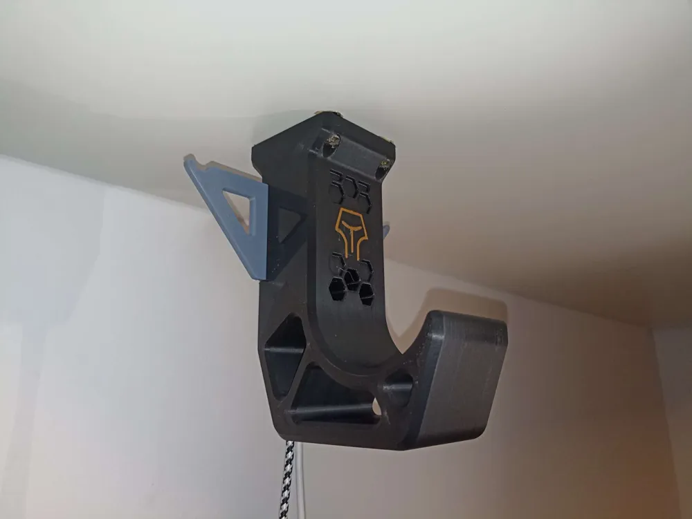 Storing hook for VR GearHead Quest 2 by KWSteel - MakerWorld