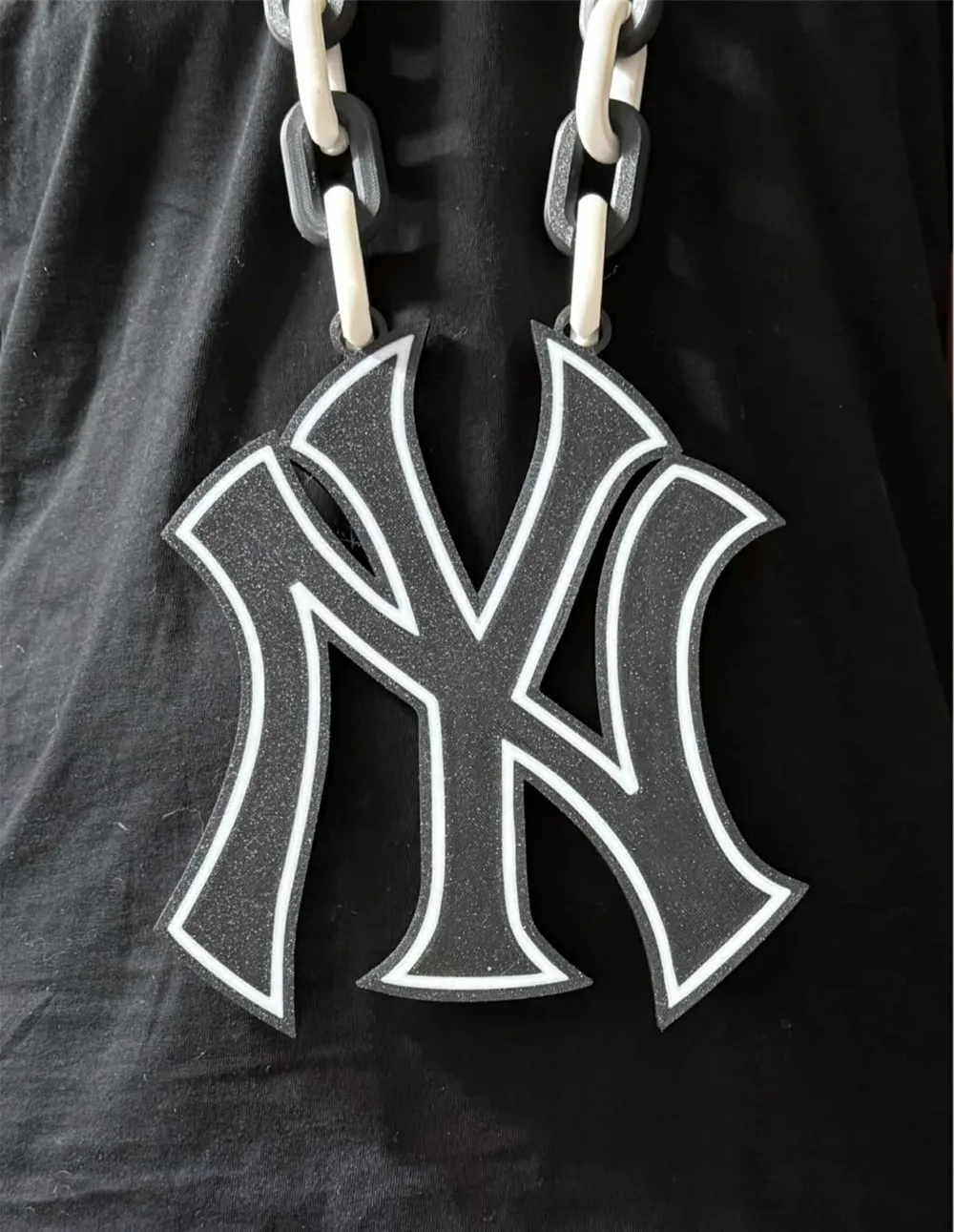 New York Yankees Big Chain Charm by Munark MakerWorld: Download Free 3D ...