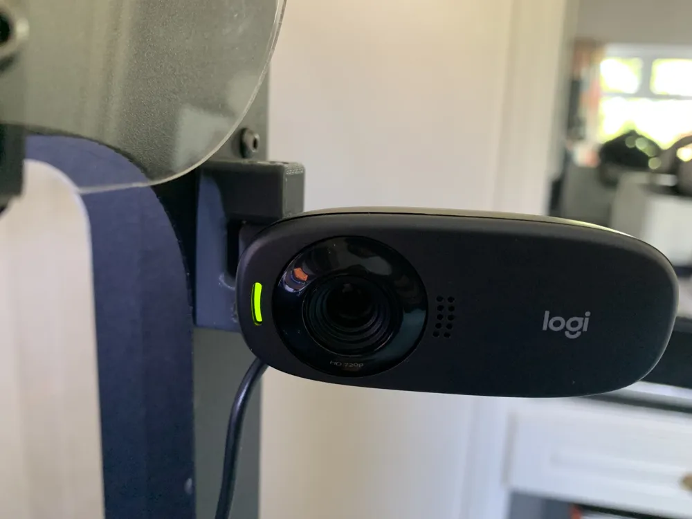 Logitech C310 WebCam Magnetic Mount by DatumCAD - MakerWorld