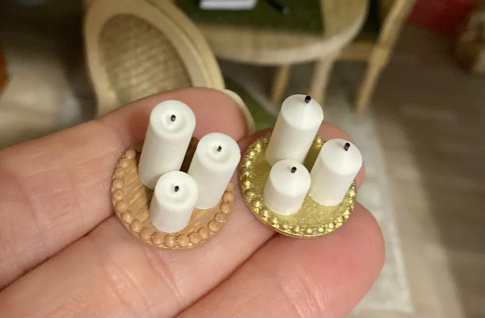 Dollhouse miniatures: Pillar candles and tray - Free 3D Print Model ...