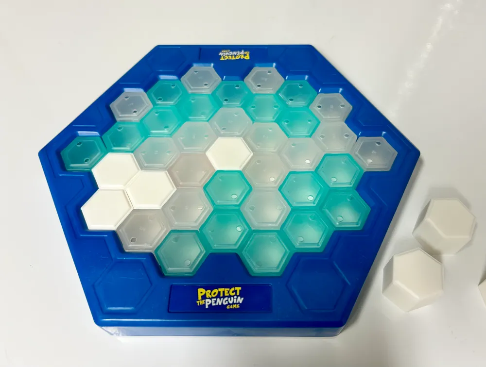 Replacement Cube for Save Penguin Break Ice Game by Cloverbio - MakerWorld