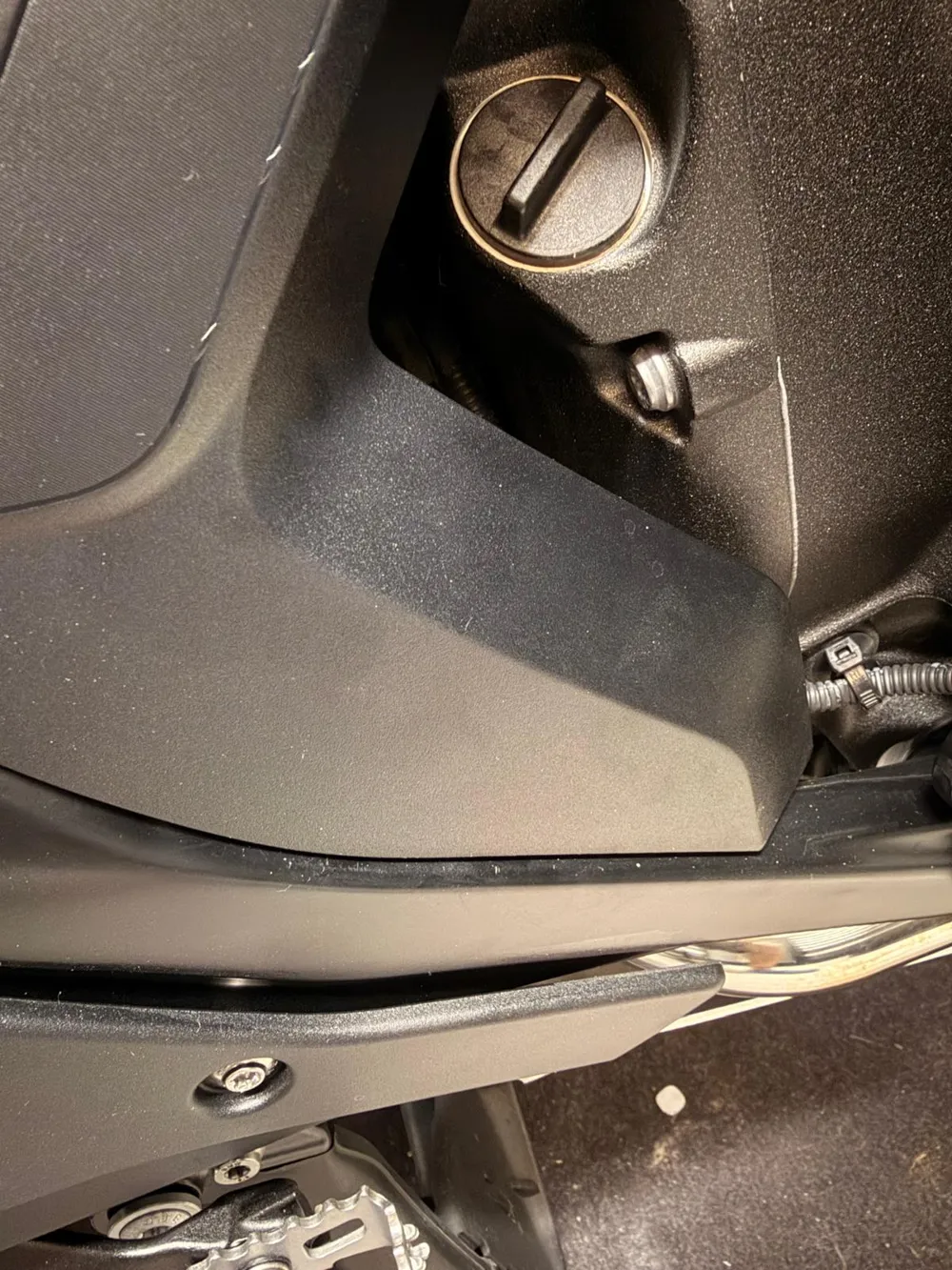 Healtech ES Eliminator Holder BMW R 1300 GS & GSA - Free 3D Print Model ...