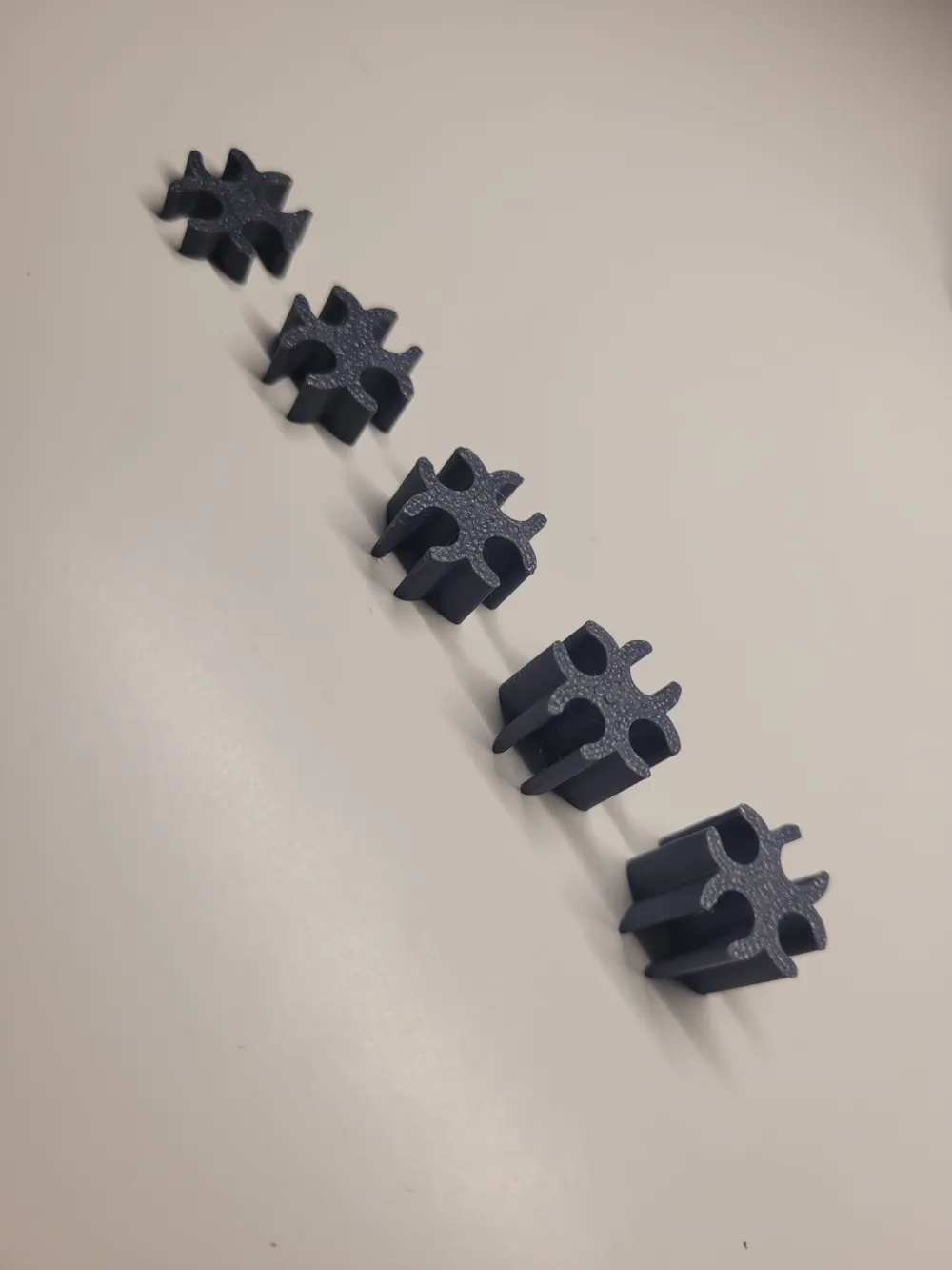 PTFE tube clips (tight) - Free 3D Print Model - MakerWorld