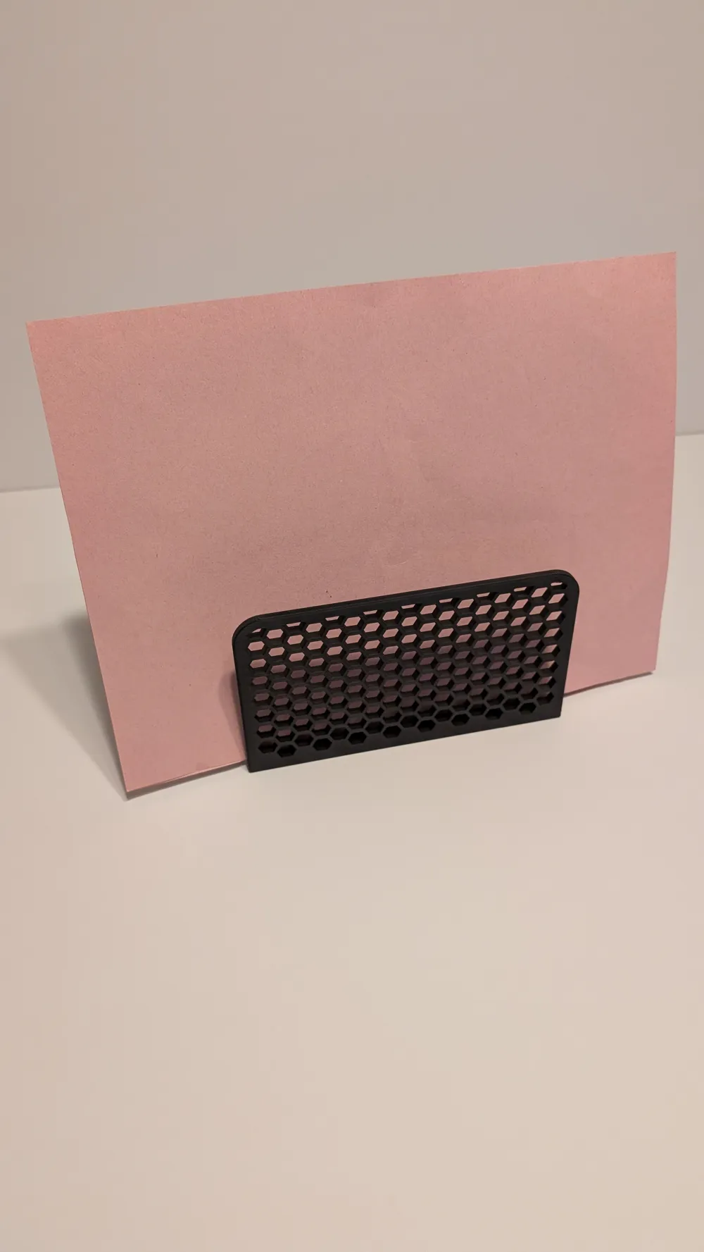 Loose Mail/Paper Wall Holder - Free 3D Print Model - MakerWorld