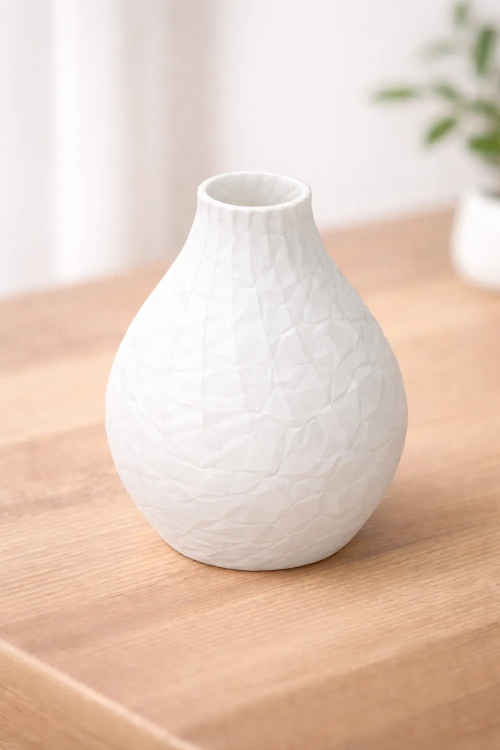 Rocky Spiral Vase – Modern Textured Decor - Free 3D Print Model ...