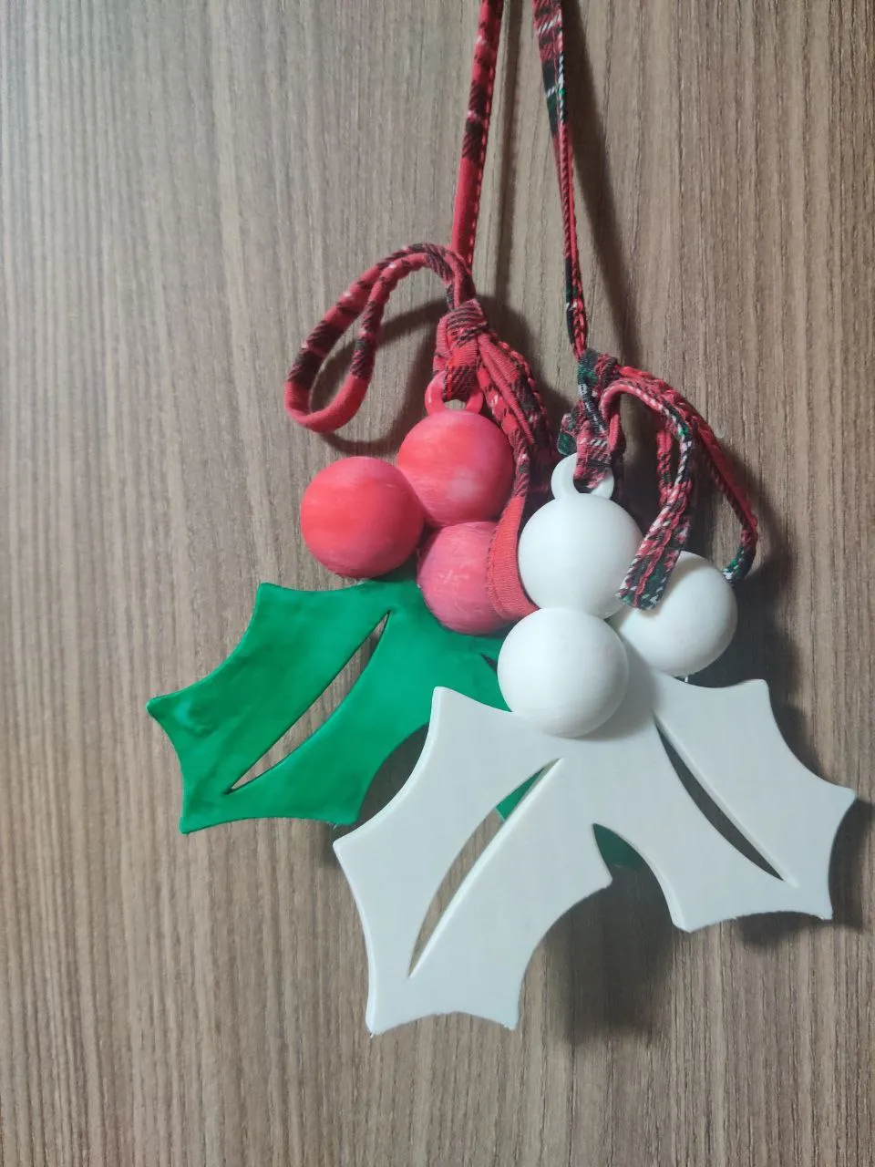 Holly Berry Ornament – New Year Holly Christmas by Varvatos MakerWorld: Download Free 3D Models