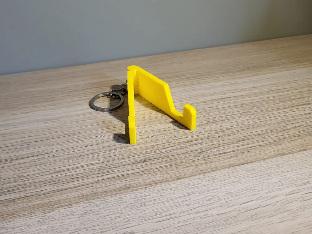Keyring phone holder by Lucas MakerWorld: Download Free 3D Models